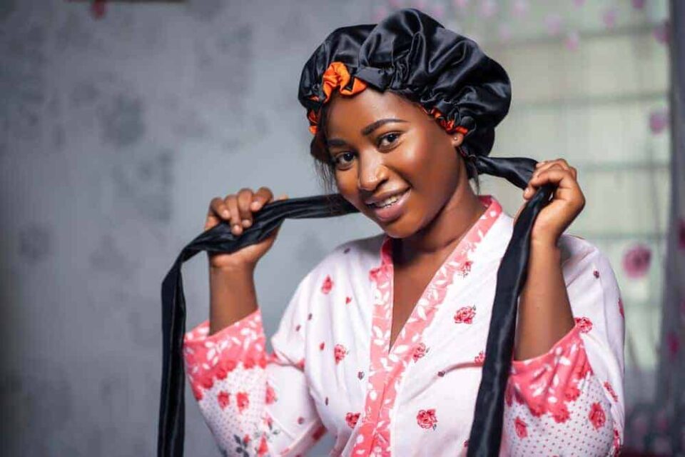 How to Wrap Your Hair at Night Like a Professional Stylist