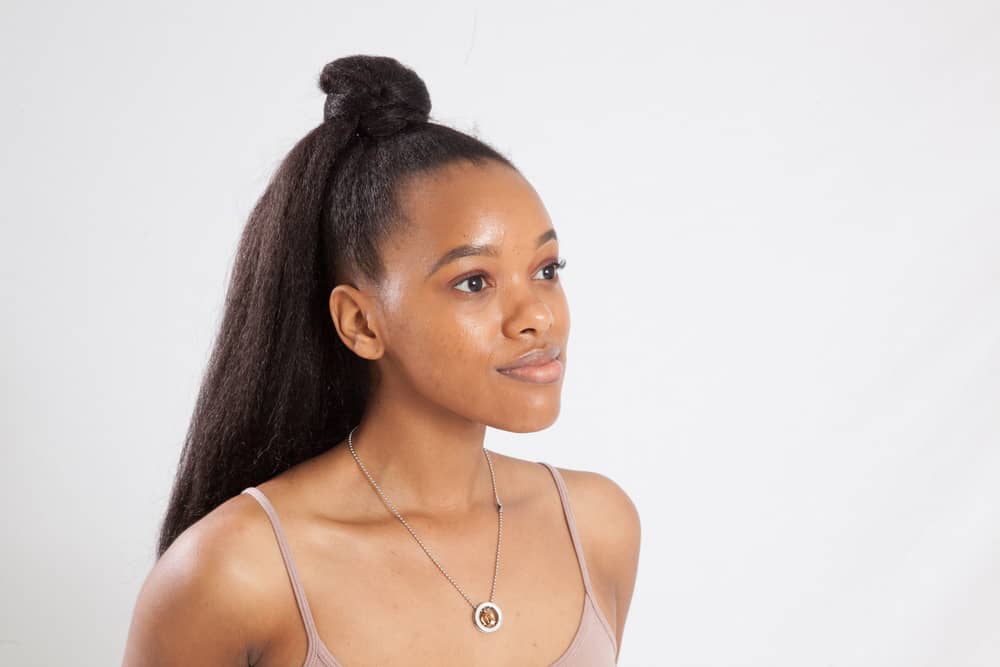 How To Keep Natural Hair Straight in Humidity: What Can I Use?