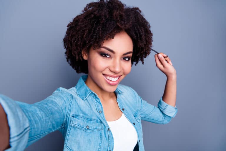 What Does Mold in Dreads Look Like? How To Get Rid of Mold