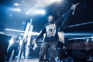 Travis Scott Braids Hairstyle Tutorial: DIY How to Guide