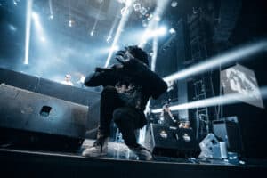 Travis Scott Braids Hairstyle Tutorial: DIY How to Guide