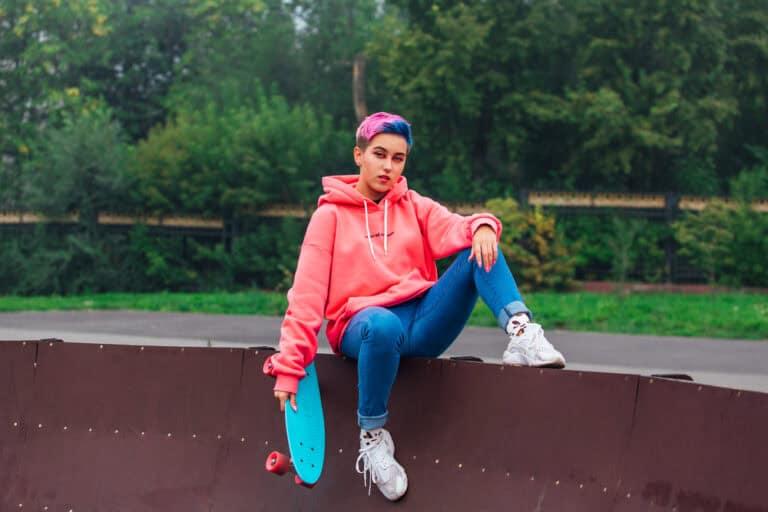 Enby Haircuts: 16 Cute Enby Haircut Styles for All Hair Types