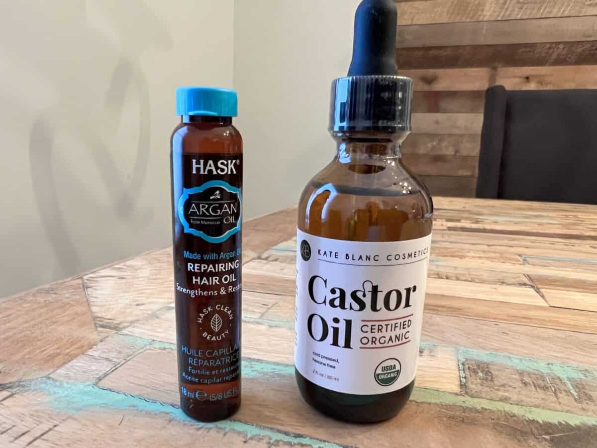 Castor Oil vs. Argan Oil for Hair: A Close Look at Both Oils